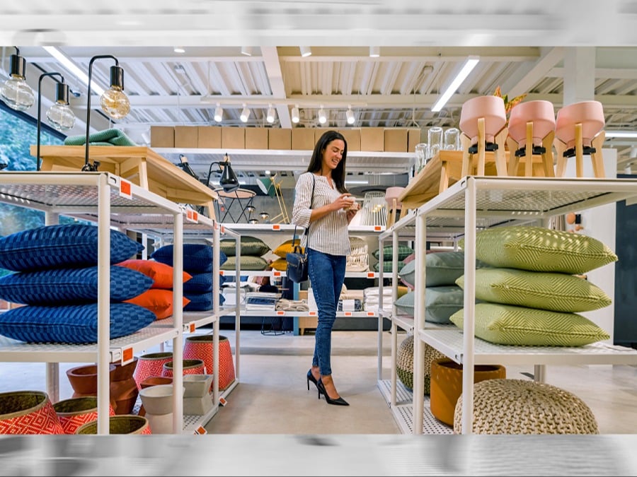 Customized Fixtures and Gondolas